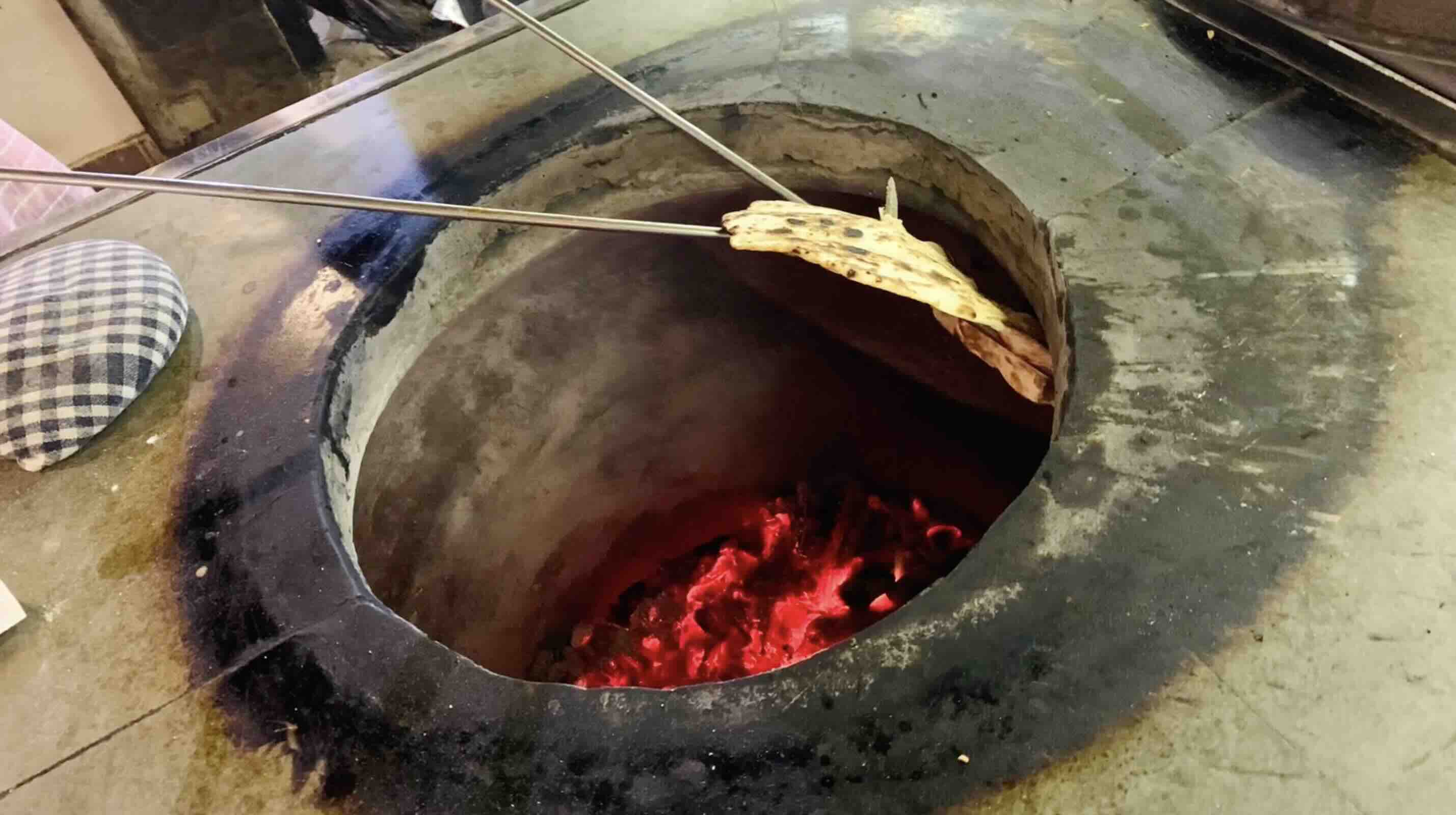 How to Make and eat Naan Bread from a Tandoor Oven – INDIVUE – travel & art
