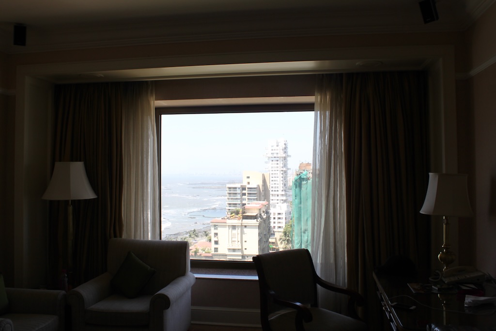 Luxury Hotel Taj Lands End in Bandra, Mumbai – A Video introduction ...
